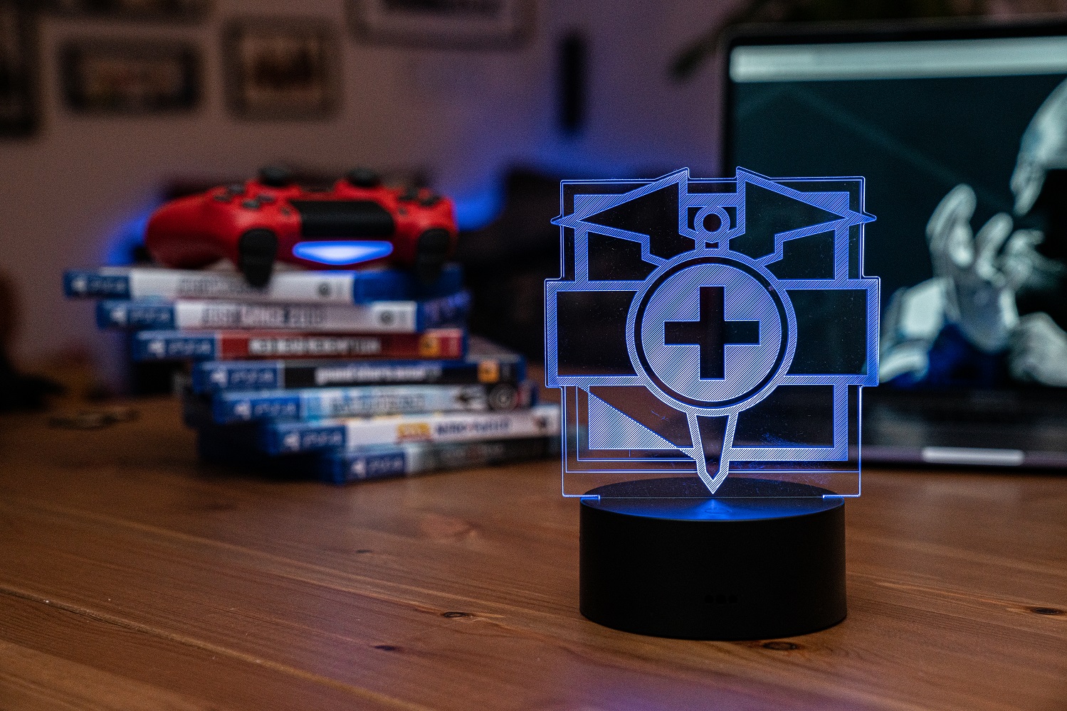 Six Siege Acrylic Light - Doc