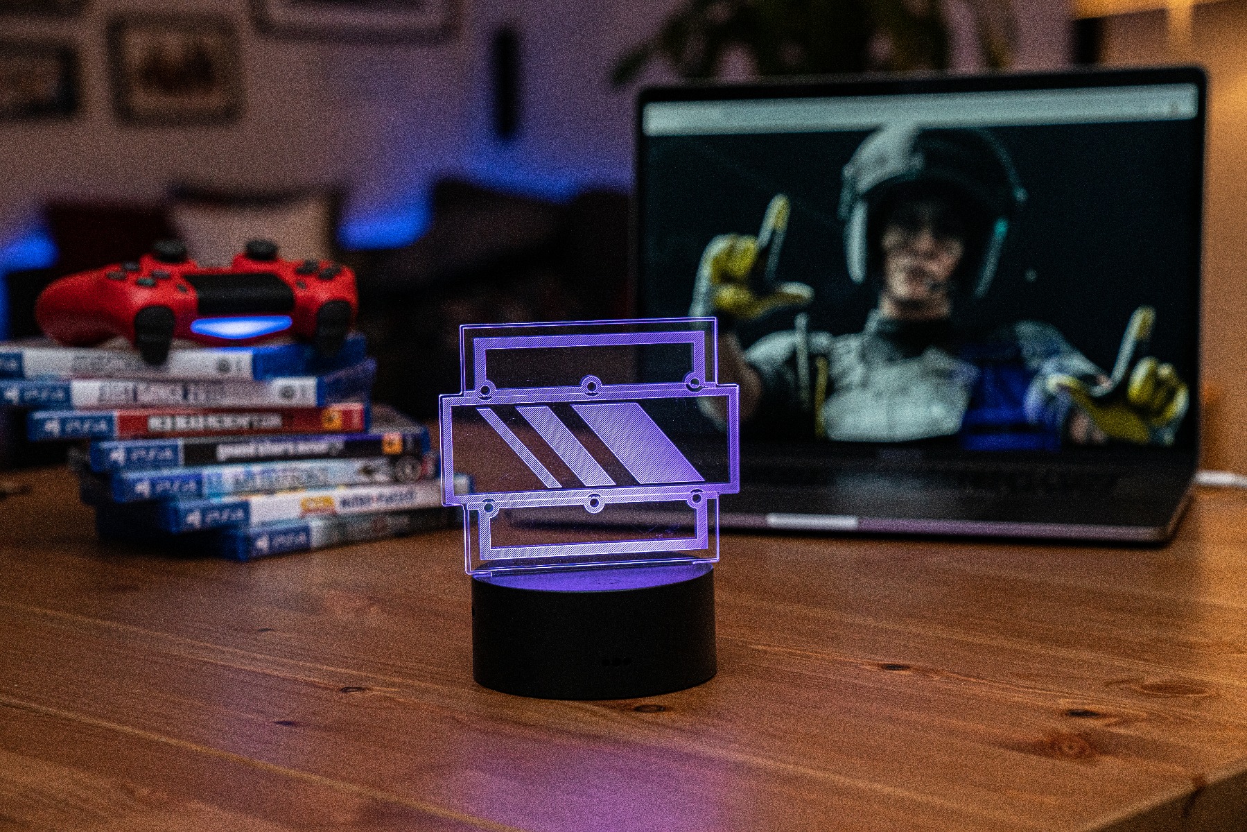 Six Siege Acrylic Light - Mira
